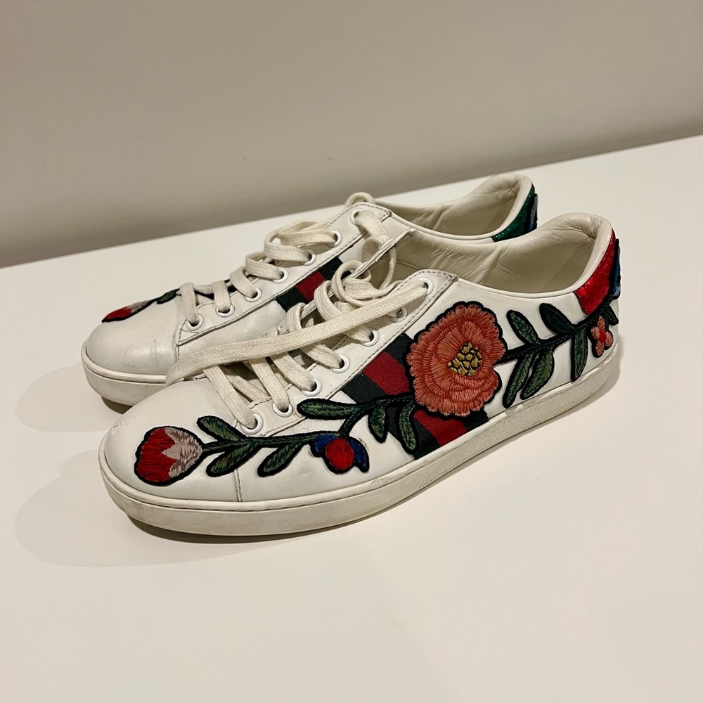 Gucci Ace Floral Embellished Sneakers - Gem